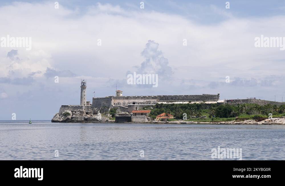 Castillo de los tres reyes del morro Stock Videos & Footage - HD and 4K ...