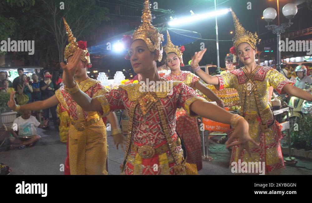 Group of Thai traditional dance performing in Bangkok, Thailand Stock ...