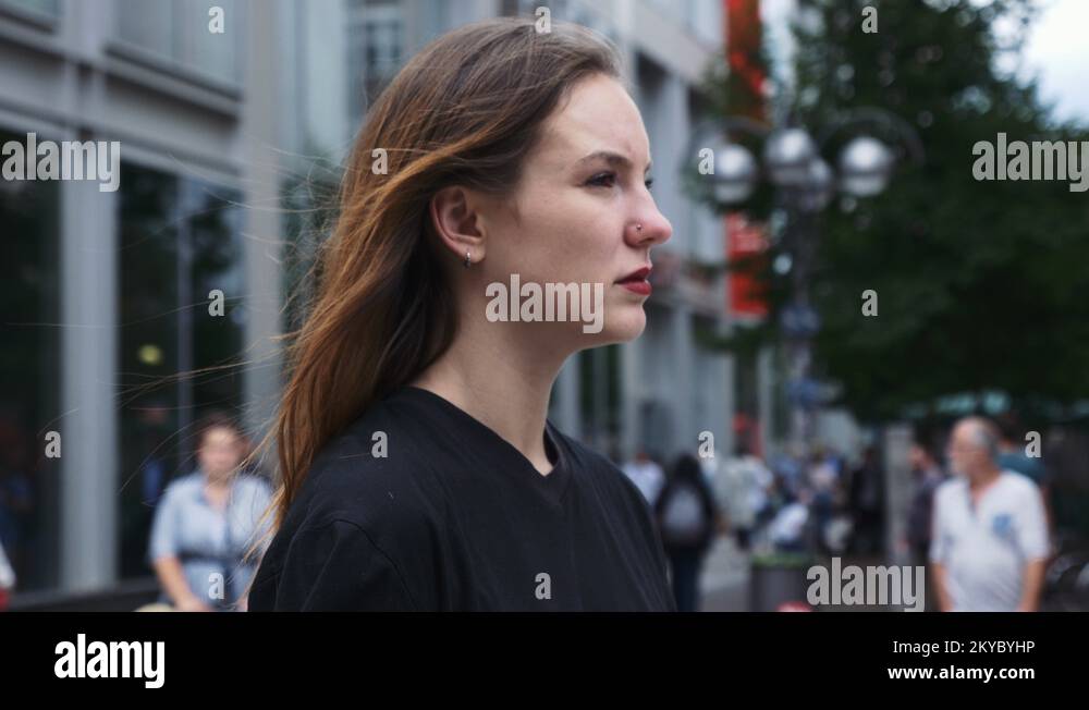 Standing still crowd Stock Videos & Footage - HD and 4K Video Clips - Alamy