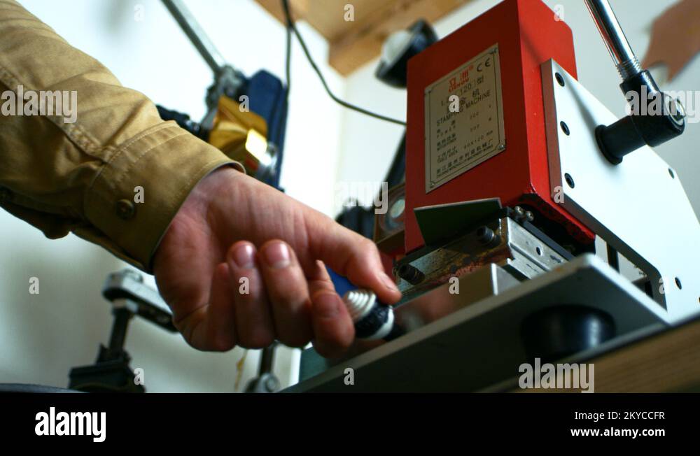Stamp printing Stock Videos & Footage - HD and 4K Video Clips - Alamy