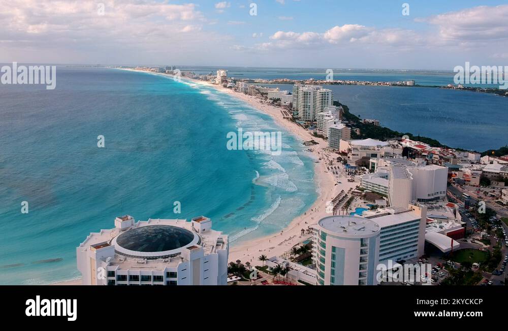Cancun resort Stock Videos & Footage - HD and 4K Video Clips - Alamy