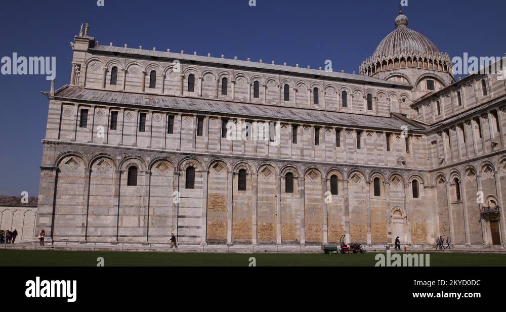 Pisa City Tourists People Visit Cathedral Square and Leaning Tower ...