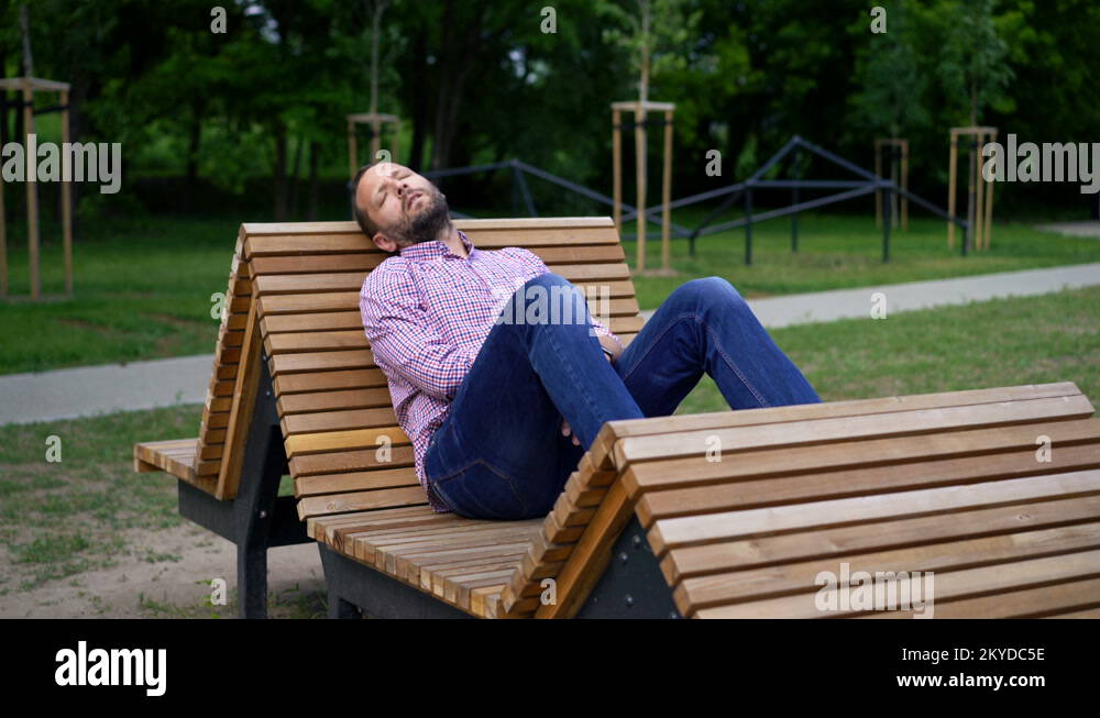 Slumber park Stock Videos & Footage - HD and 4K Video Clips - Alamy