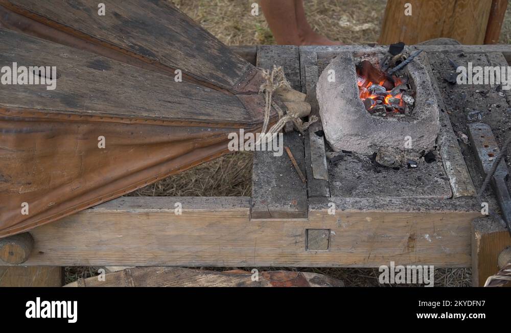 Wind bellows Stock Videos & Footage - HD and 4K Video Clips - Alamy