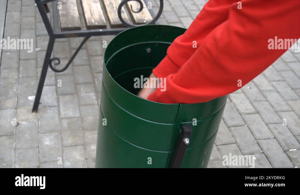 Man lurking park Stock Videos & Footage - HD and 4K Video Clips - Alamy