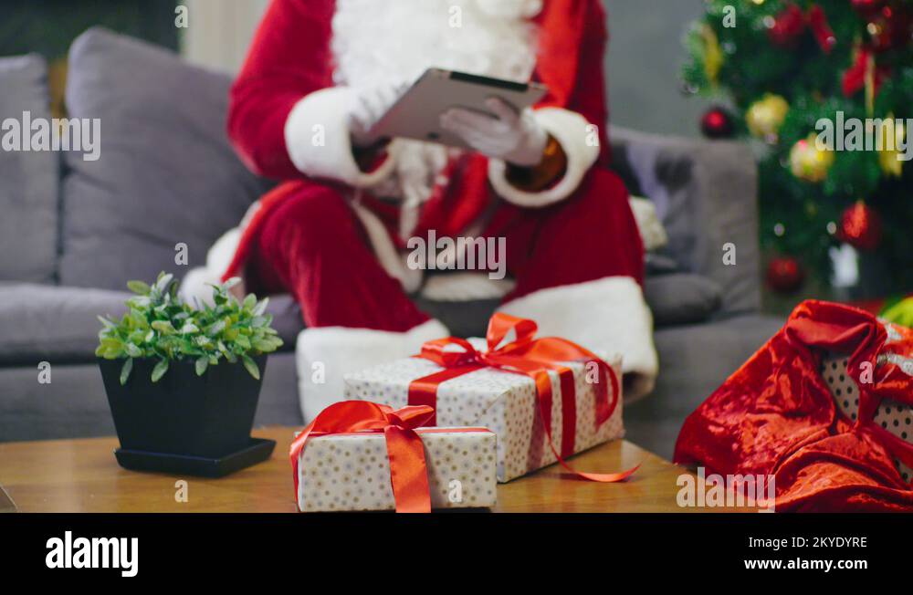 Present check Stock Videos & Footage - HD and 4K Video Clips - Alamy