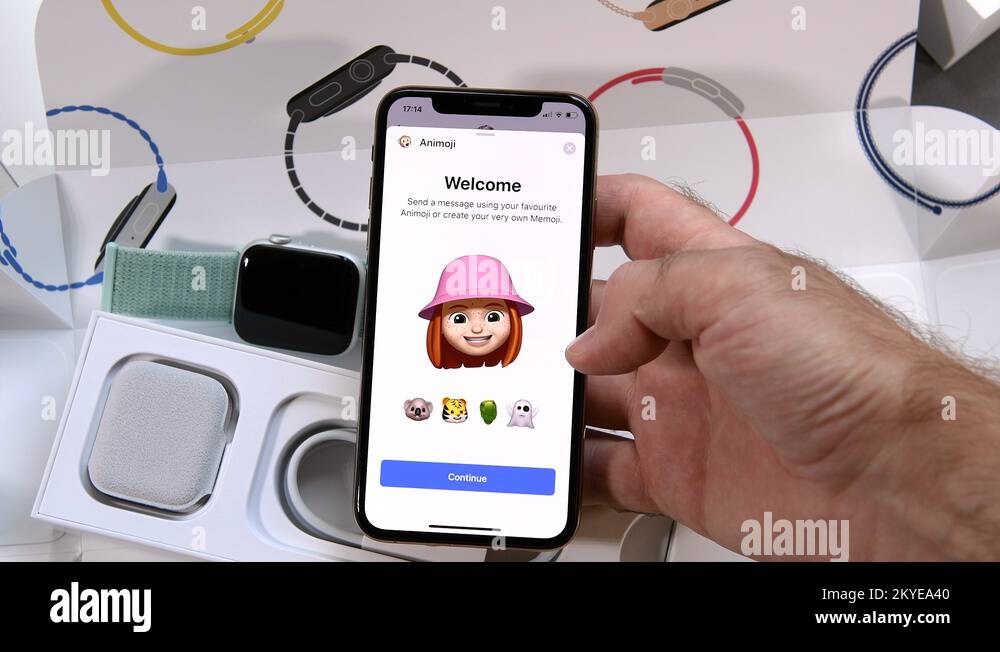 Memoji Stock Videos & Footage - HD and 4K Video Clips - Alamy