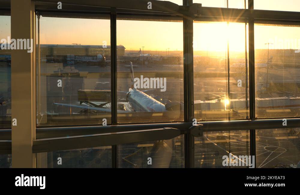 Heathrow apron Stock Videos & Footage - HD and 4K Video Clips - Alamy