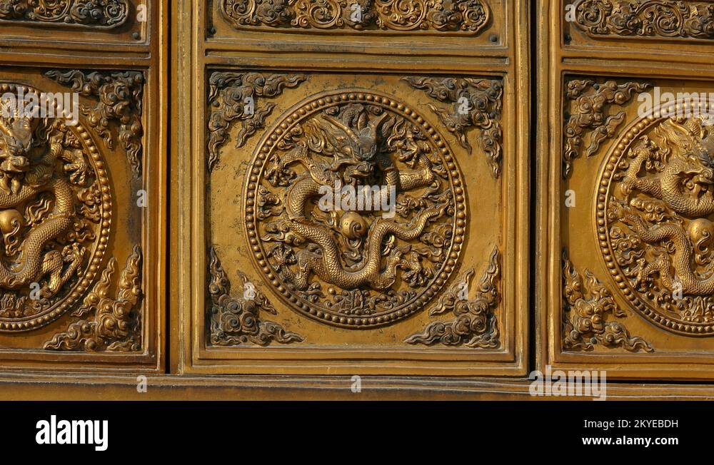 Dragon hall Stock Videos & Footage - HD and 4K Video Clips - Alamy