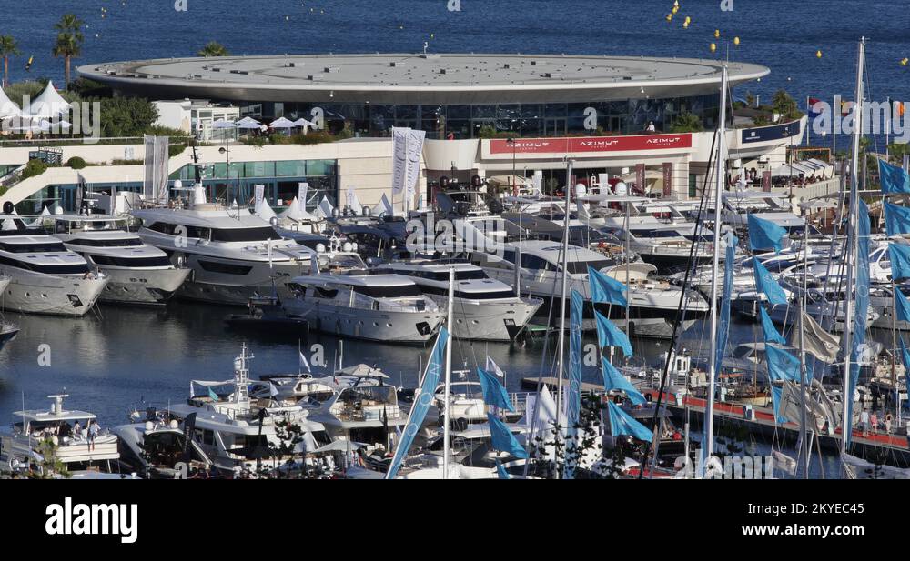 Cannes famous palace Stock Videos & Footage - HD and 4K Video Clips - Alamy