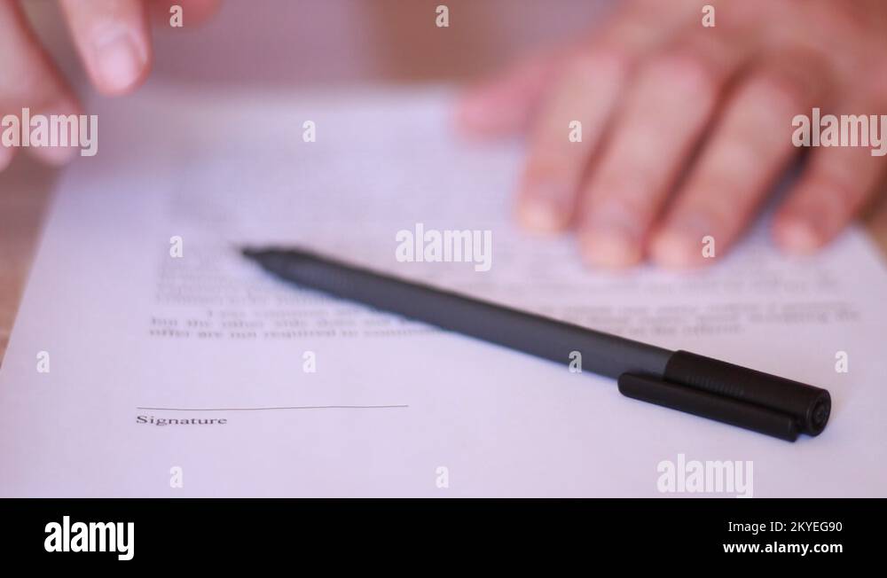 Line for signature Stock Videos & Footage - HD and 4K Video Clips - Alamy