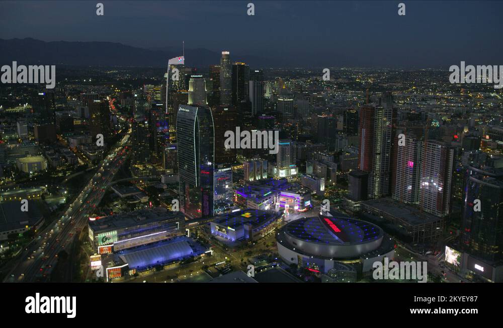 La live complex Stock Videos & Footage - HD and 4K Video Clips - Alamy