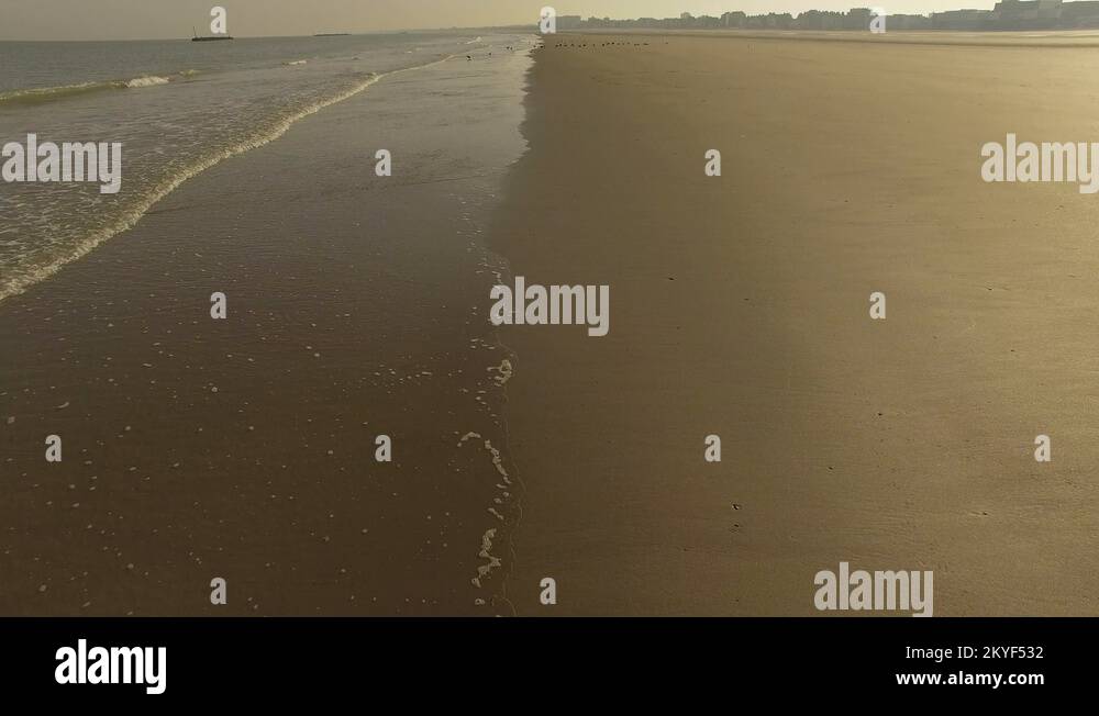 Dunkirk beach Stock Videos & Footage - HD and 4K Video Clips - Alamy