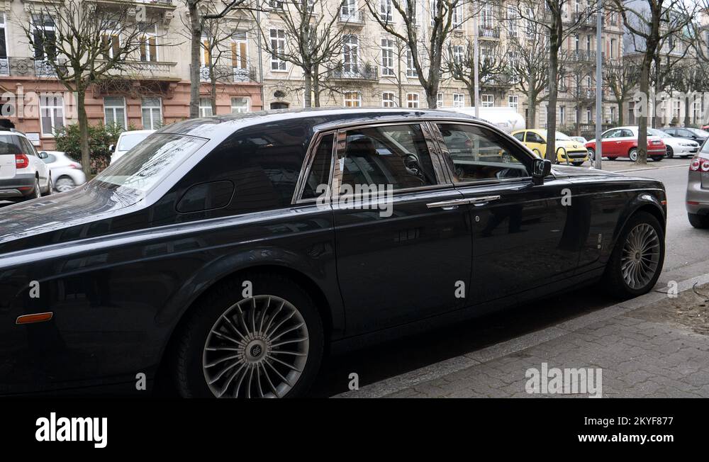 Rolls royce technology Stock Videos & Footage - HD and 4K Video Clips ...