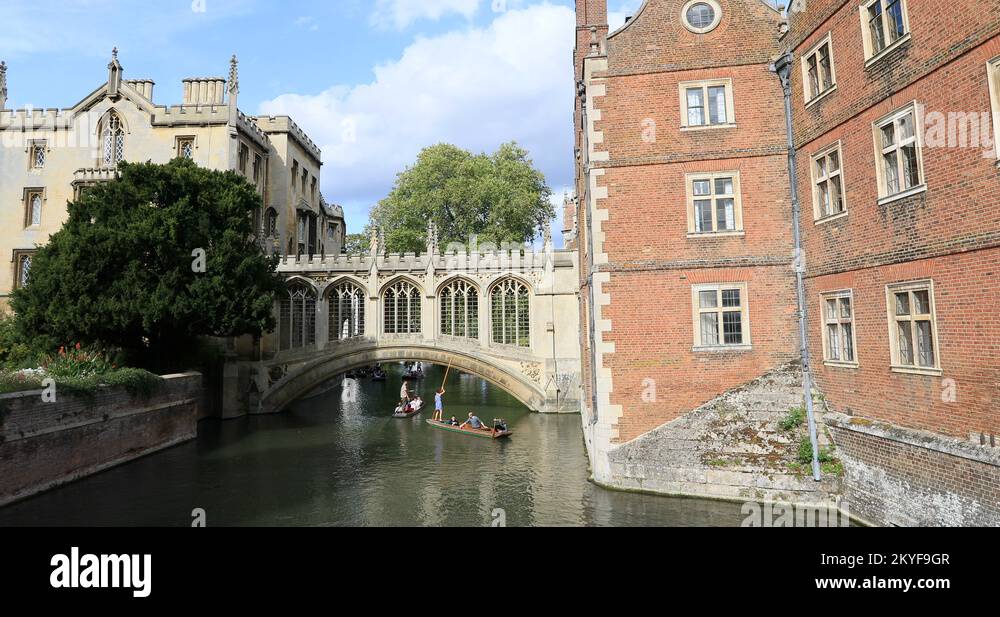 Cambridge university building students Stock Videos & Footage - HD and ...