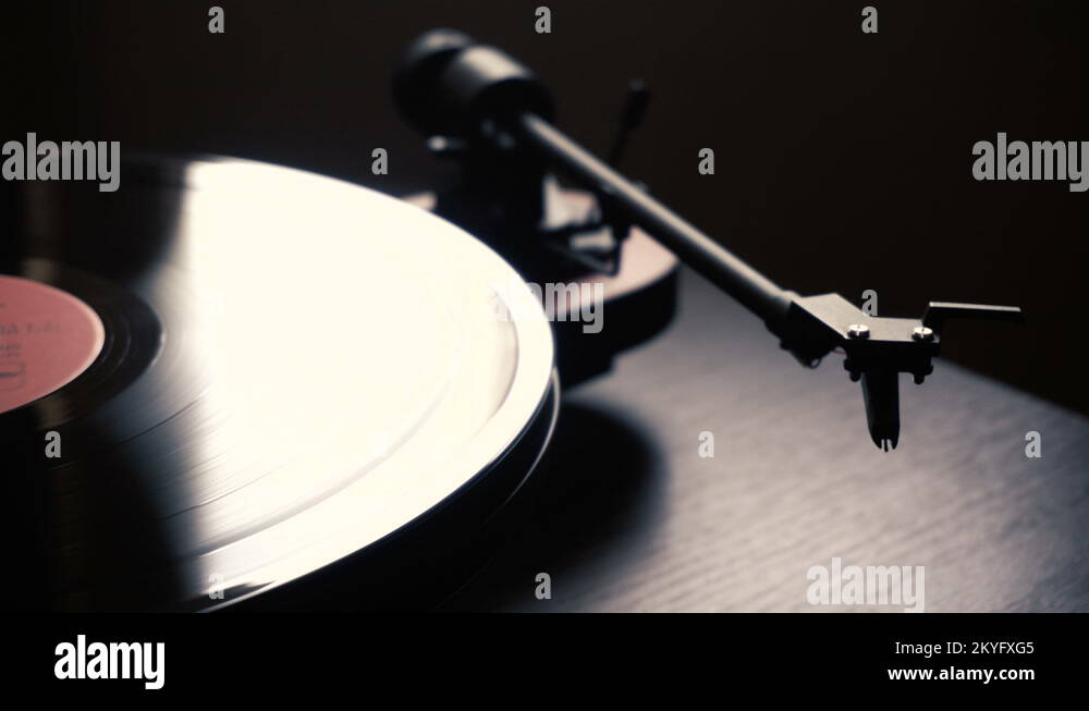 Shuttle player Stock Videos & Footage - HD and 4K Video Clips - Alamy