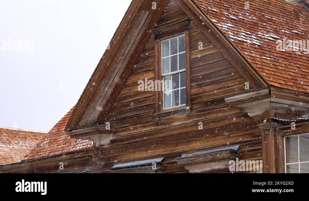 Decaying wood windows Stock Videos & Footage - HD and 4K Video Clips ...