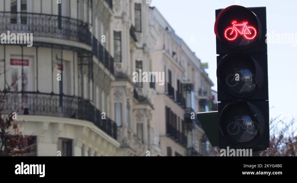 Light up wait sign traffic light Stock Videos & Footage - HD and 4K ...