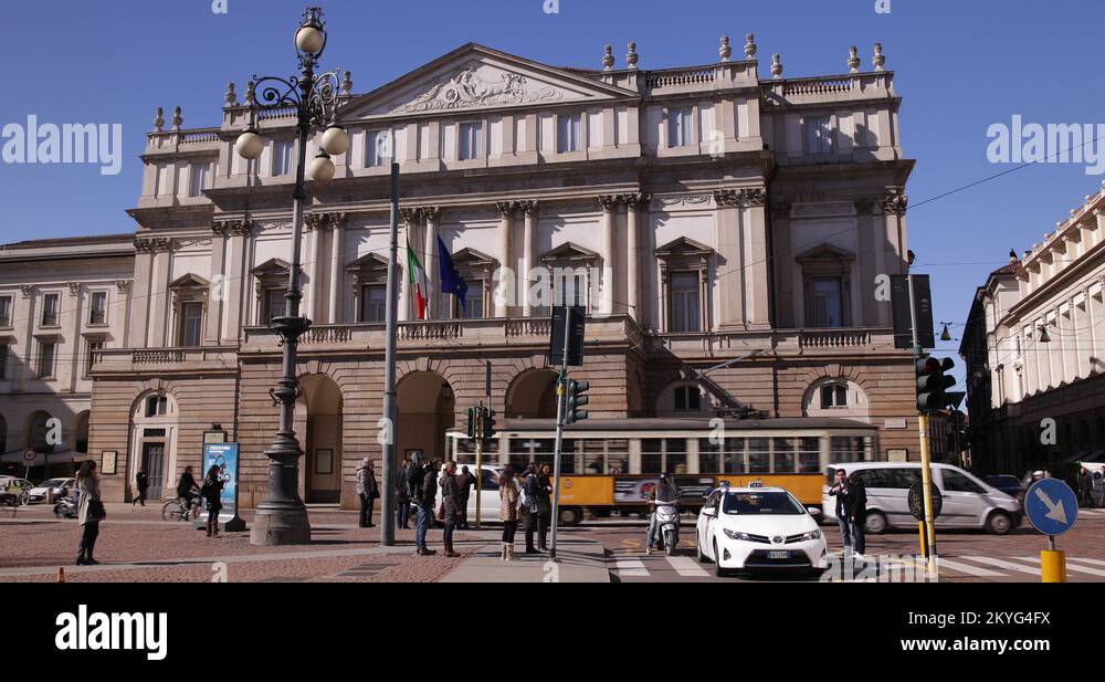 Milan opera house Stock Videos & Footage - HD and 4K Video Clips - Alamy