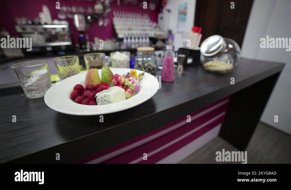 Raspberry fruit bar Stock Videos & Footage - HD and 4K Video Clips - Alamy