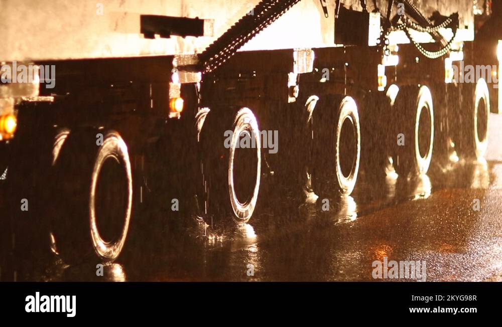 Lorry truck rain Stock Videos & Footage - HD and 4K Video Clips - Alamy