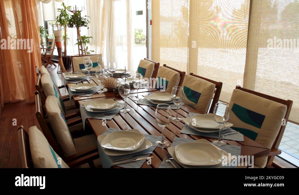 Pastel restaurant Stock Videos & Footage - HD and 4K Video Clips - Alamy