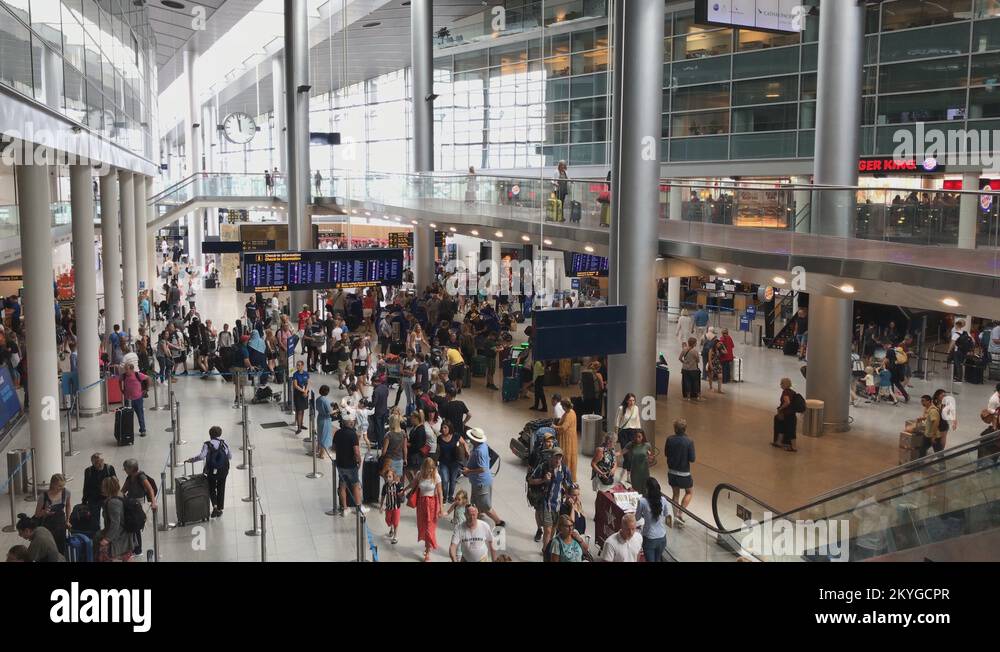 Airport and metro departure station Stock Videos & Footage - HD and 4K ...