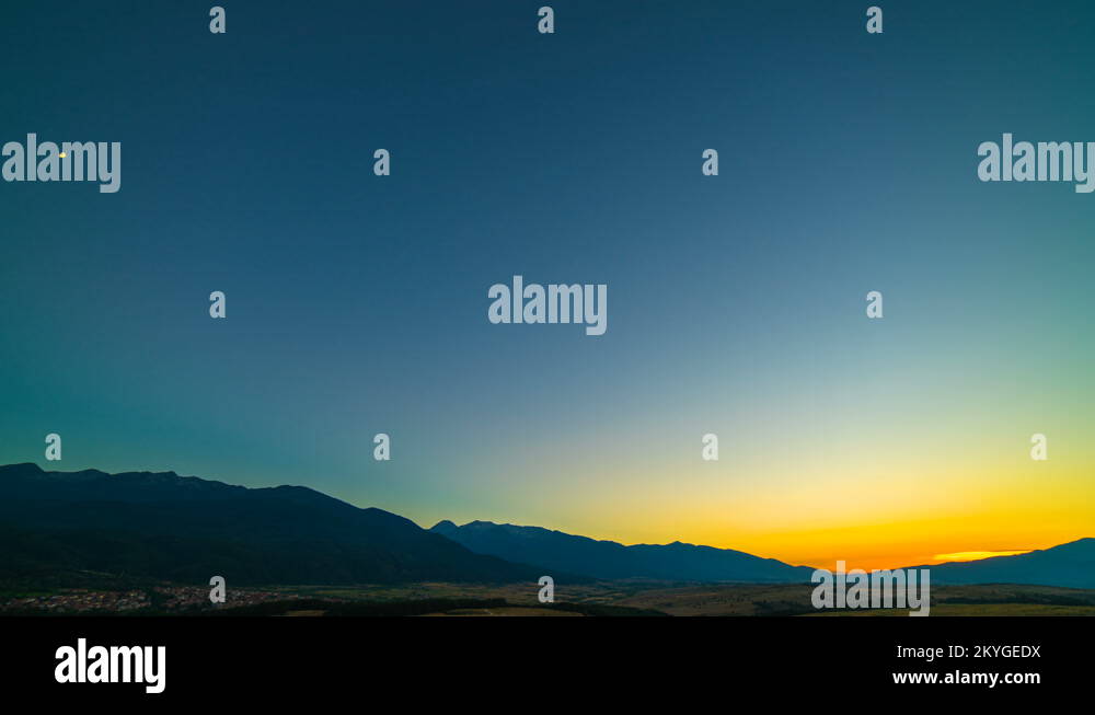 Mountain cycle Stock Videos & Footage - HD and 4K Video Clips - Alamy