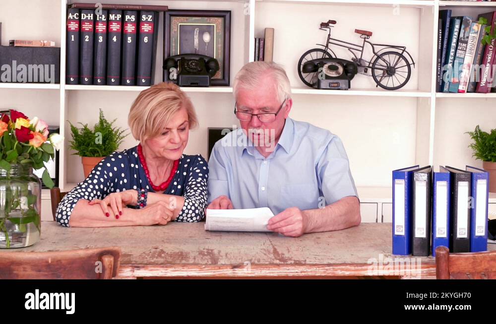 Smile planning couple documents Stock Videos & Footage - HD and 4K ...