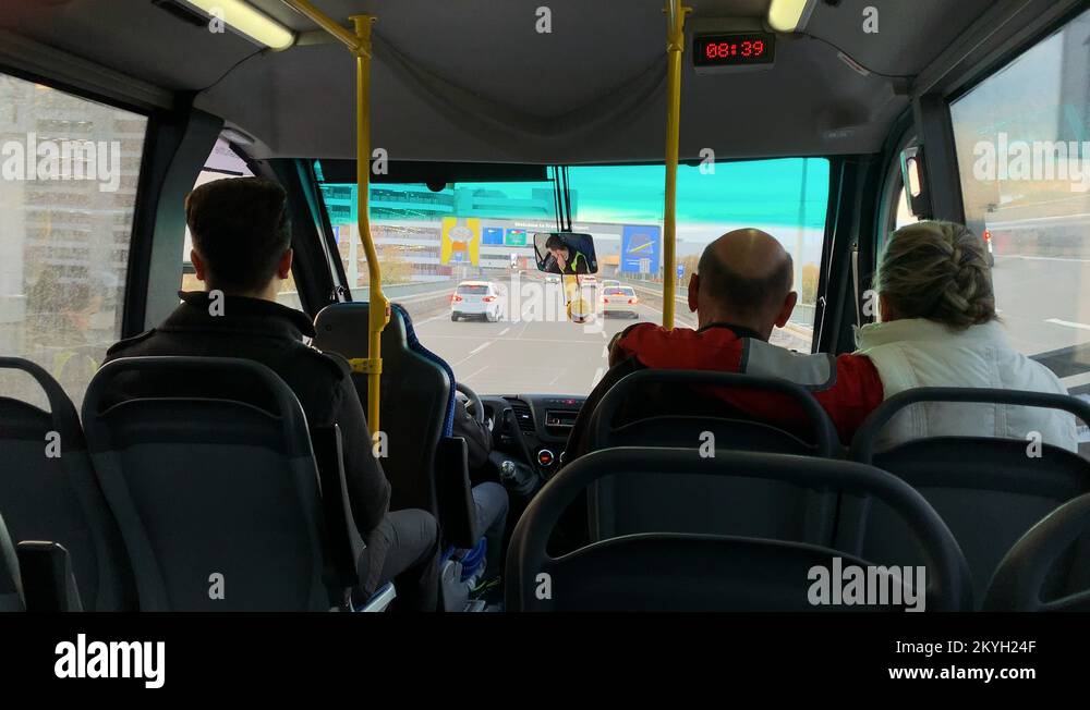 Senior shuttle bus Stock Videos & Footage - HD and 4K Video Clips - Alamy