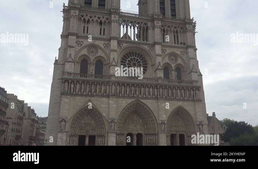 Notre dam de paris Stock Videos & Footage - HD and 4K Video Clips - Alamy