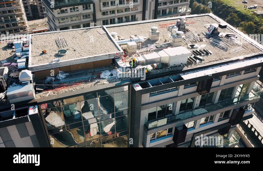 Builder on scaffold tower Stock Videos & Footage - HD and 4K Video ...