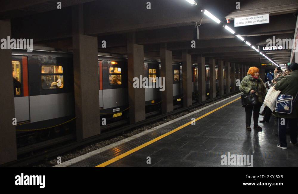 Horizontal metropolitana Stock Videos & Footage - HD and 4K Video Clips ...