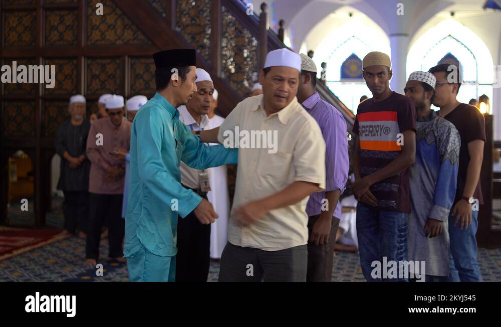 Islamic convert Stock Videos & Footage - HD and 4K Video Clips - Alamy