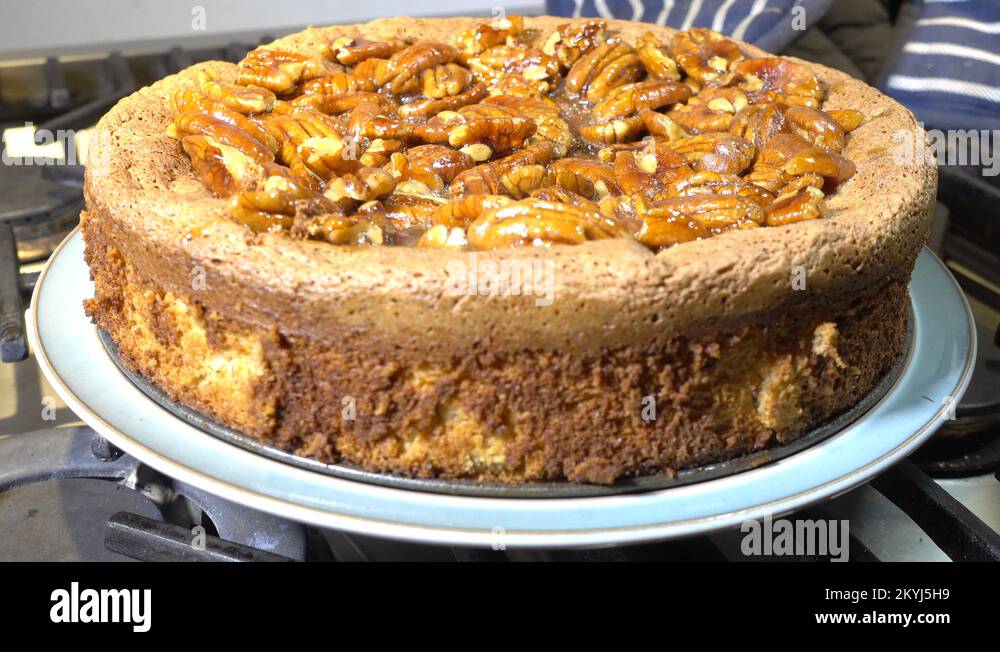 Nut topping Stock Videos & Footage - HD and 4K Video Clips - Alamy