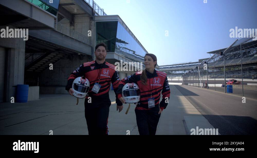 Couple race track Stock Videos & Footage - HD and 4K Video Clips - Alamy