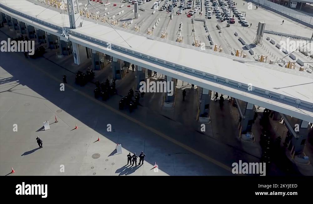 Guard booths Stock Videos & Footage - HD and 4K Video Clips - Alamy