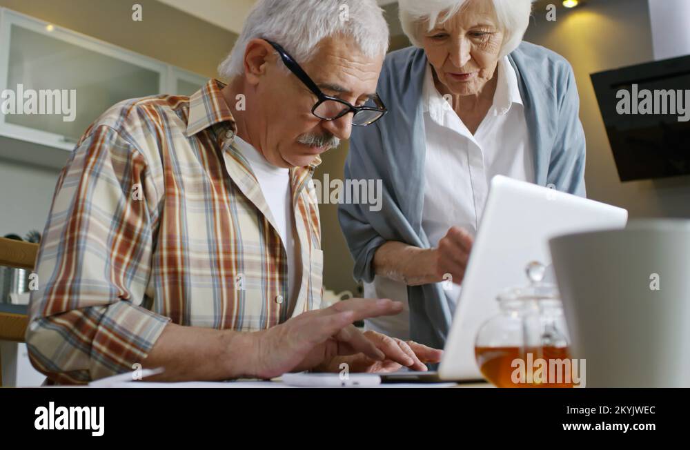 Old man computer not senior Stock Videos & Footage - HD and 4K Video ...