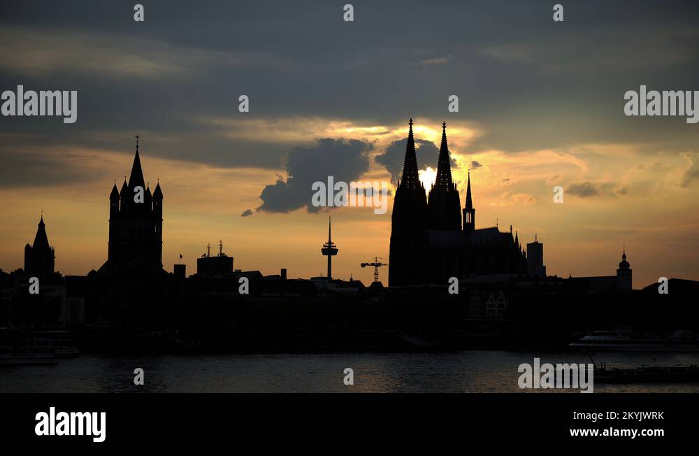 Cathedral st martin Stock Videos & Footage - HD and 4K Video Clips - Alamy