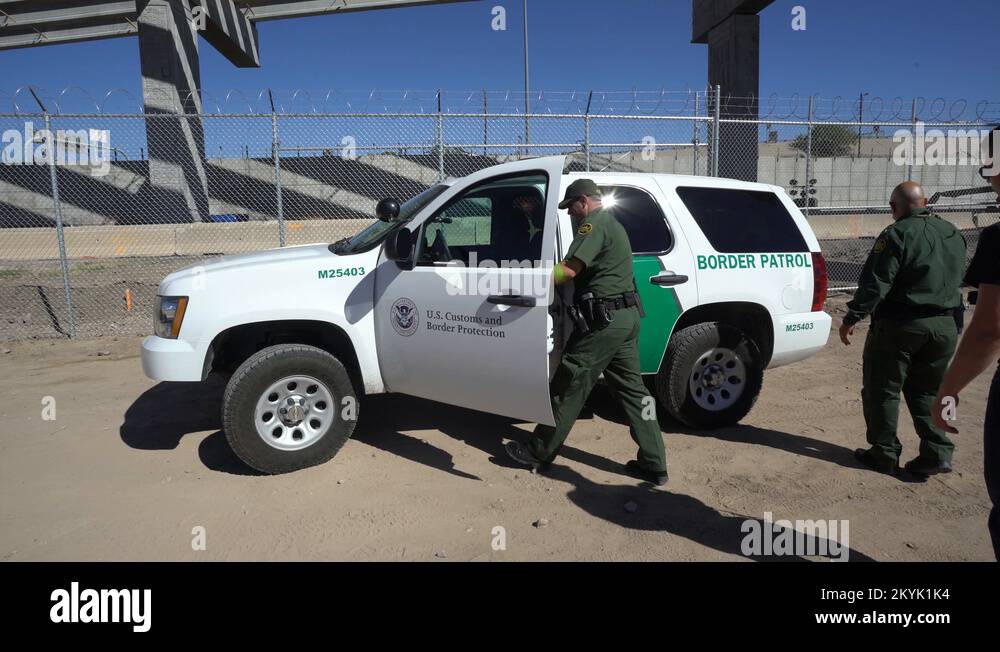 Border border border customs customs Stock Videos & Footage - HD and 4K ...