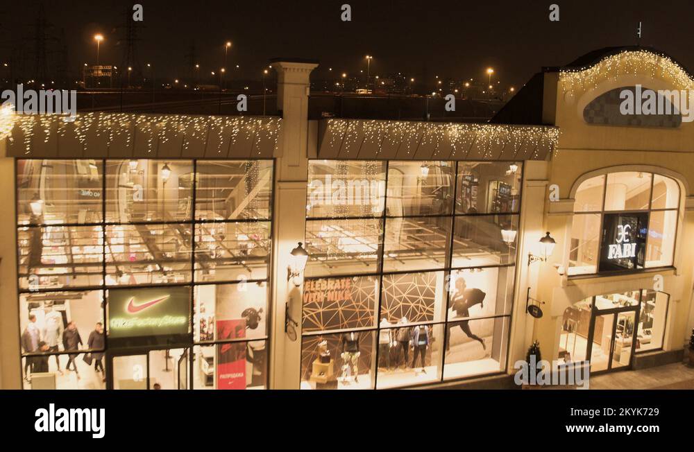 Bright store Stock Videos & Footage - HD and 4K Video Clips - Alamy