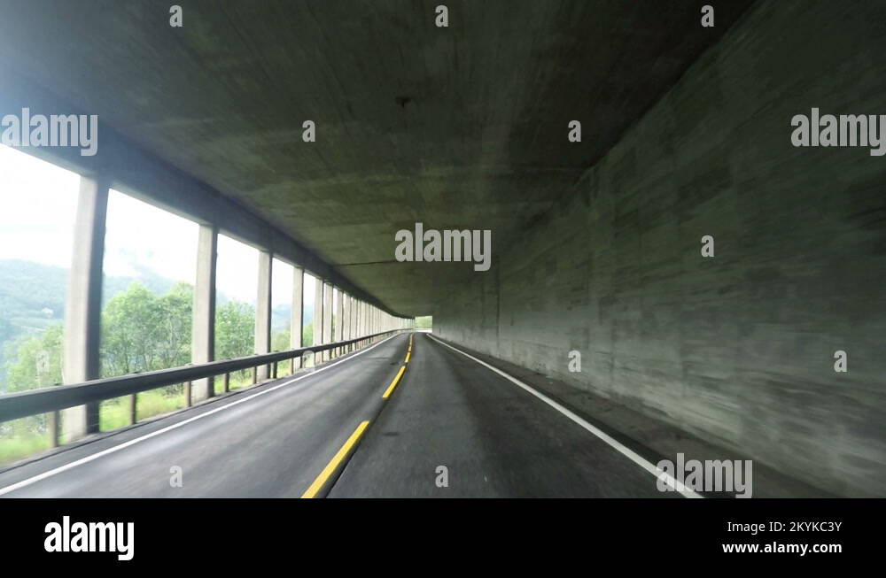 Split road Stock Videos & Footage - HD and 4K Video Clips - Alamy