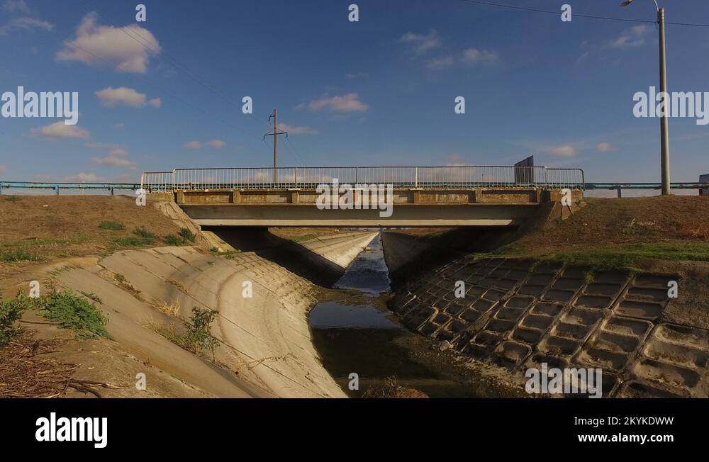Water channel dry Stock Videos & Footage - HD and 4K Video Clips - Alamy