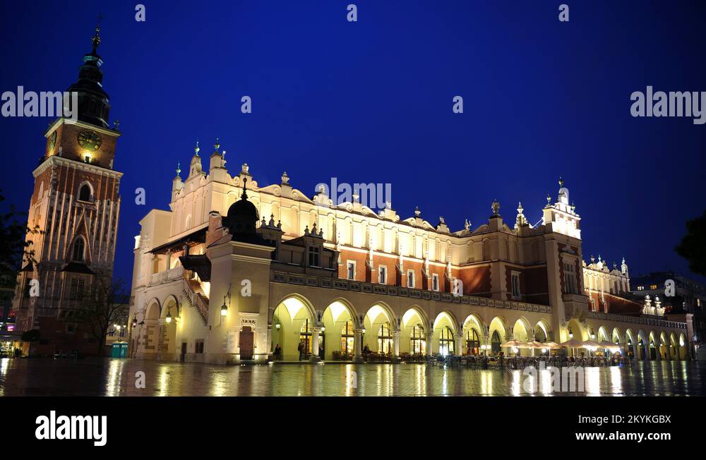 Krakow landmarks Stock Videos & Footage - HD and 4K Video Clips - Alamy
