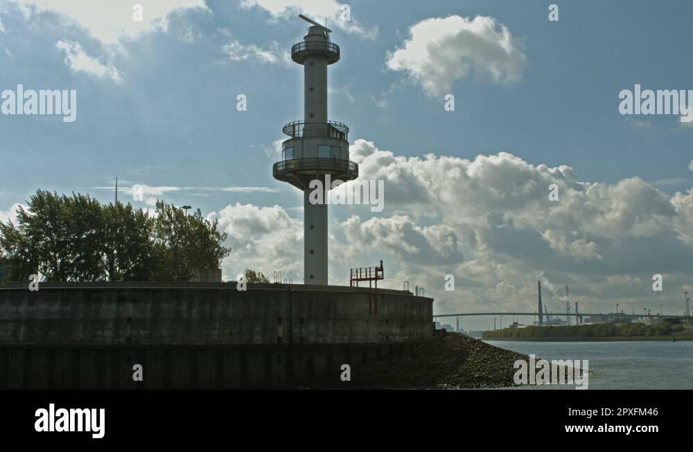 Loading pilots Stock Videos & Footage - HD and 4K Video Clips - Alamy