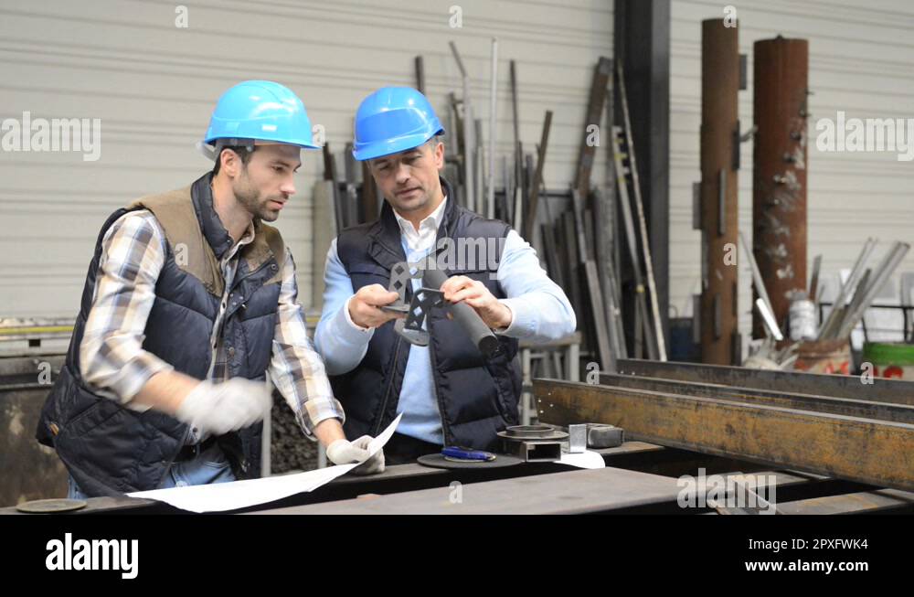Mechanical worker Stock Videos & Footage - HD and 4K Video Clips - Alamy