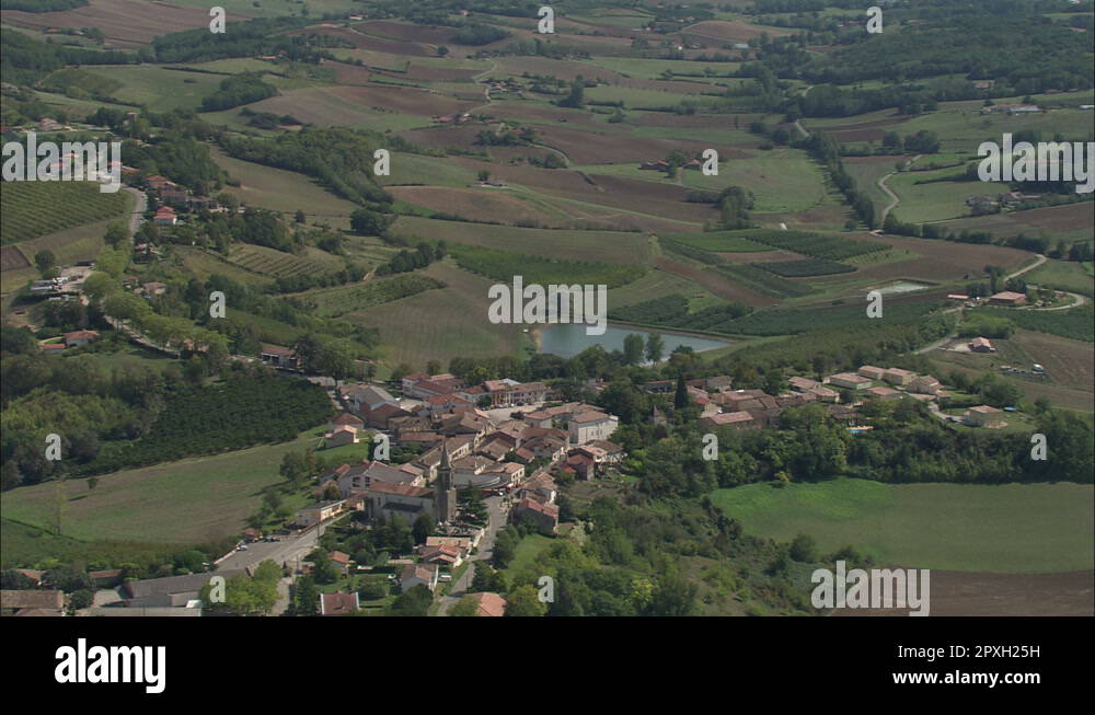 Village de mirabel Stock Videos & Footage - HD and 4K Video Clips - Alamy
