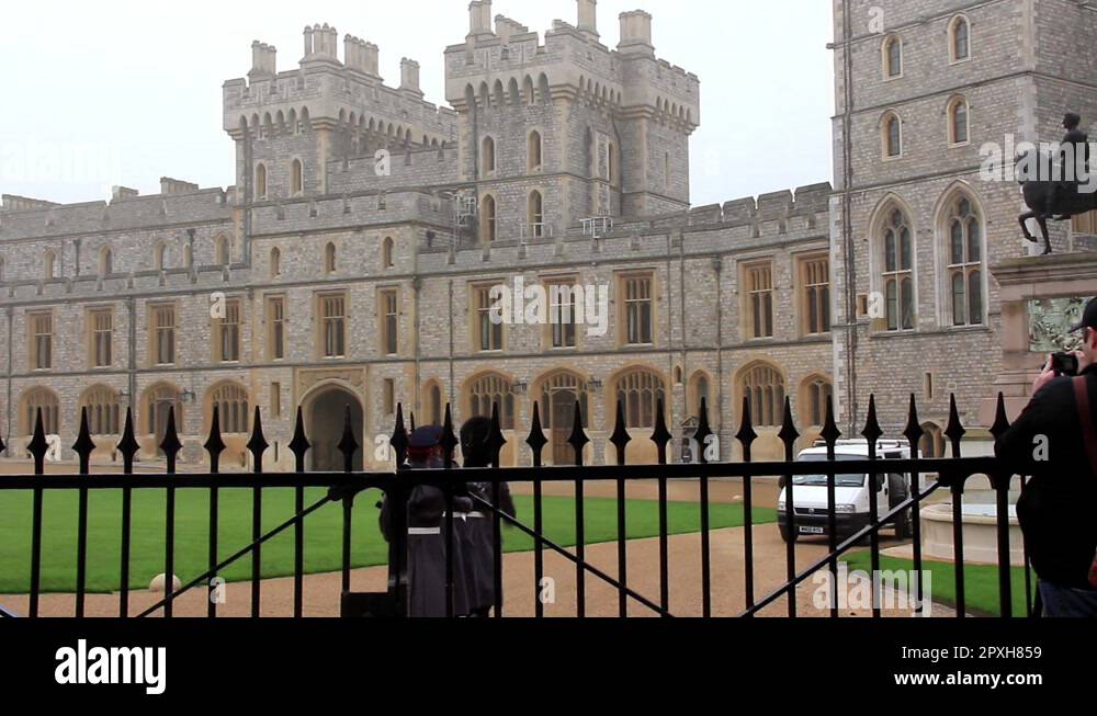 Windsor castle sentry windsor Stock Videos & Footage - HD and 4K Video ...
