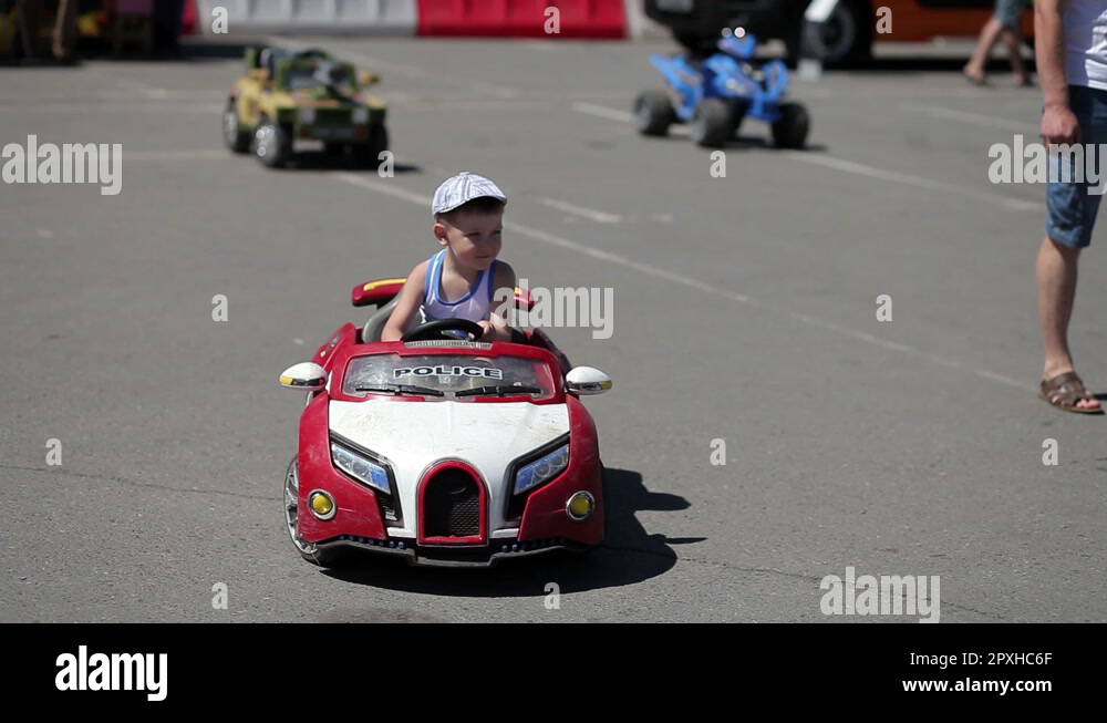 Kids car Stock Videos & Footage - HD and 4K Video Clips - Alamy