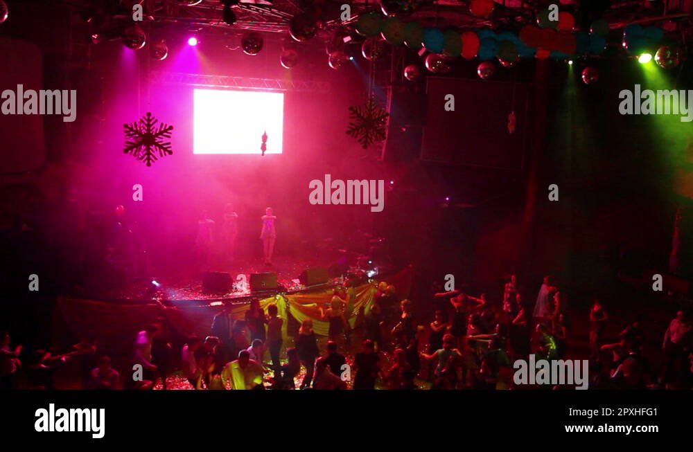 People dancing at party Stock Videos & Footage - HD and 4K Video Clips ...